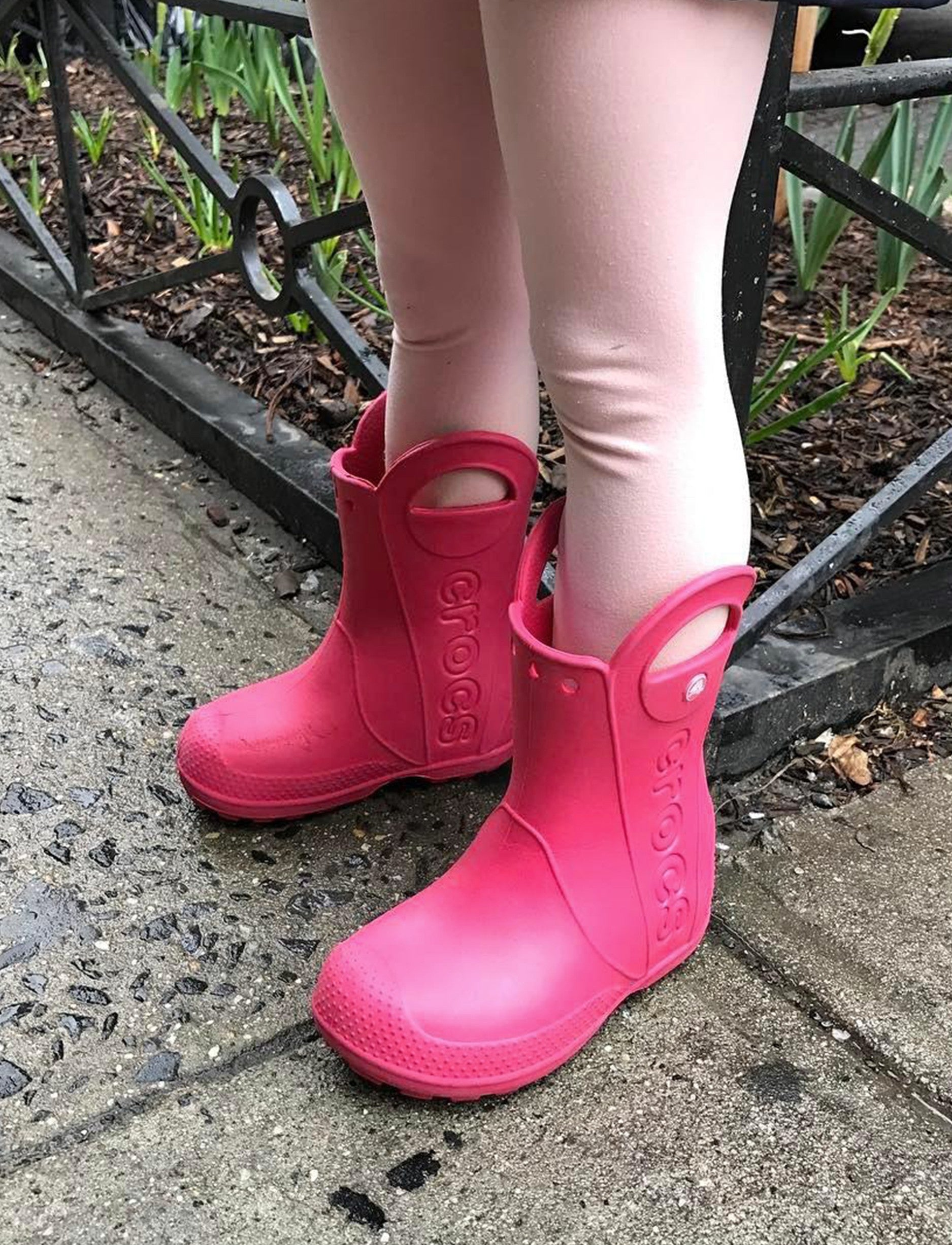 Crocs Rain Boot Kids - מגפי גשם לילדים קרוקס בצבע ורוד קנדי – Crocs IL